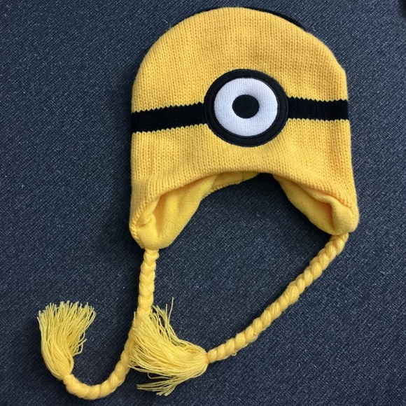 Universal | Accessories | Despicable Me Oneeyed Minion Peruvian Hat ...